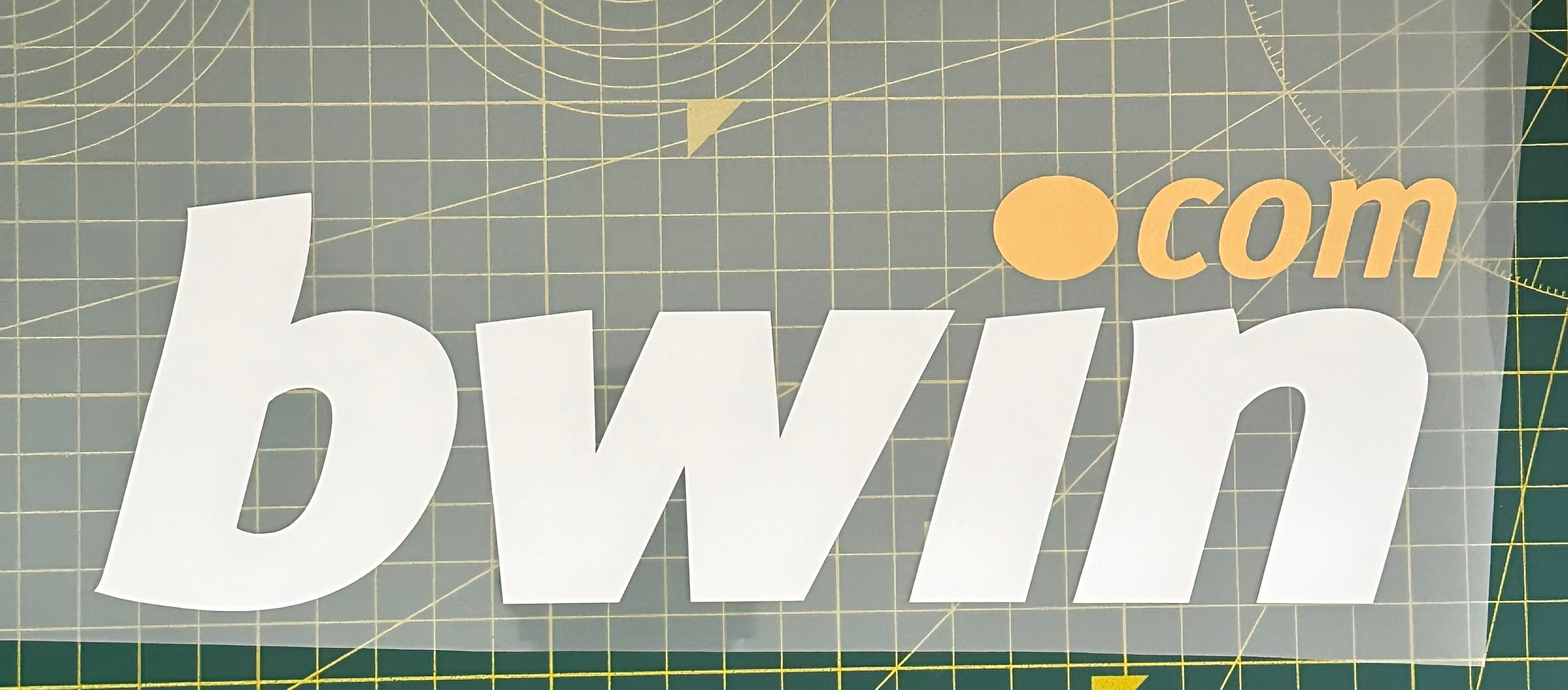 bwin.com sponsor replacement logo patch for football shirt (wht/yel ...